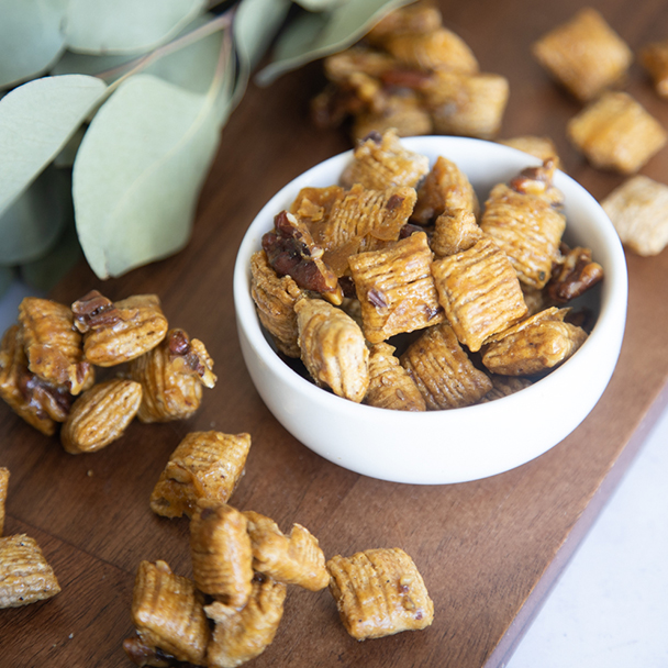 Oatmeal Squares Snack Mix Recipe | Quaker Oats